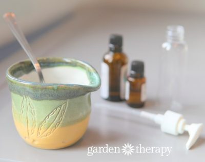 All-Natural Hand Sanitizer Recipe With Thieves Oil