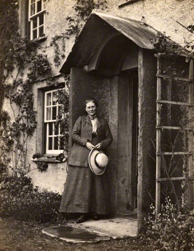 Crazy Plant Ladies Through the Ages: Women Naturalists, Botanists, and ...