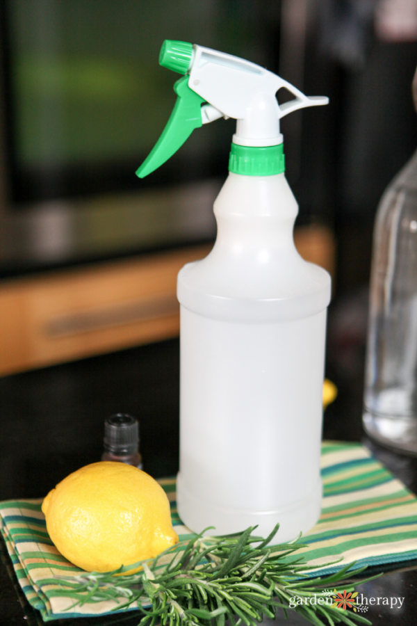DIY Granite Counter Cleaner: How To Make an Alcohol-Based Cleaner