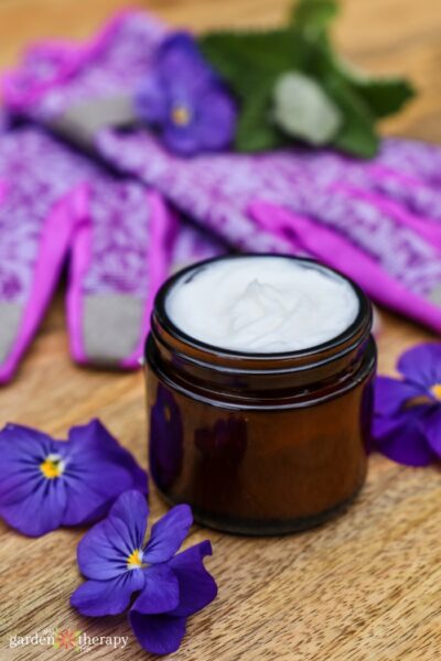 DIY Hand Cream: Non-Greasy and Fast Absorbing - Garden Therapy
