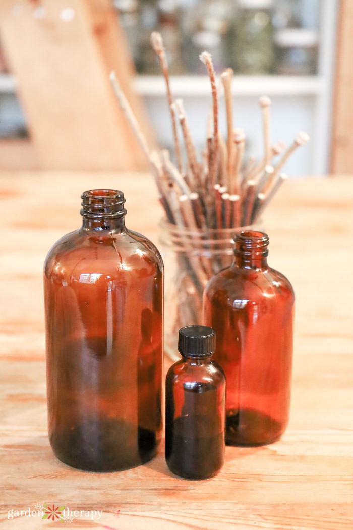 Natural Reed Diffuser: Freshen Up the Home with Essential Oils - Garden ...