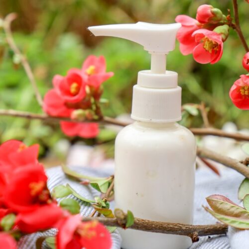 Make Floral Lotion Using Flowers From Your Garden - Garden Therapy